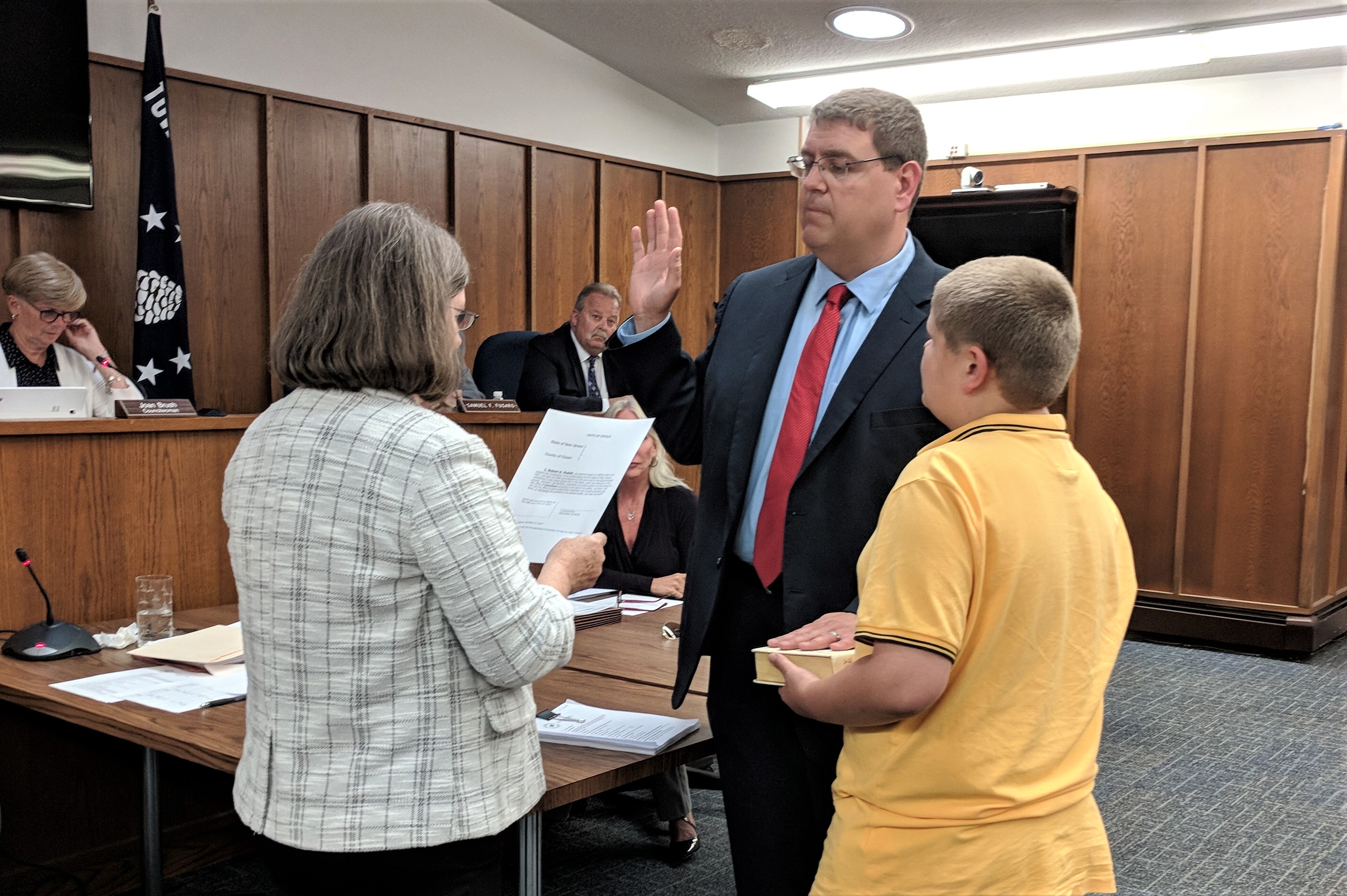 Robert A. Hudak Takes Township Council Oath – Manchester Township